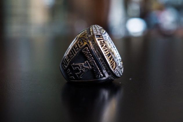 UCF Football Team Gets Championship Banner And Rings After Perfect 2017 ...