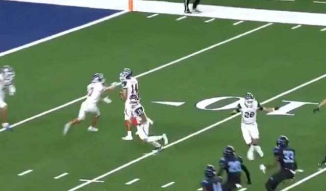 Texas High School Football Team Pulls Off Insane Trick Play During Kick ...
