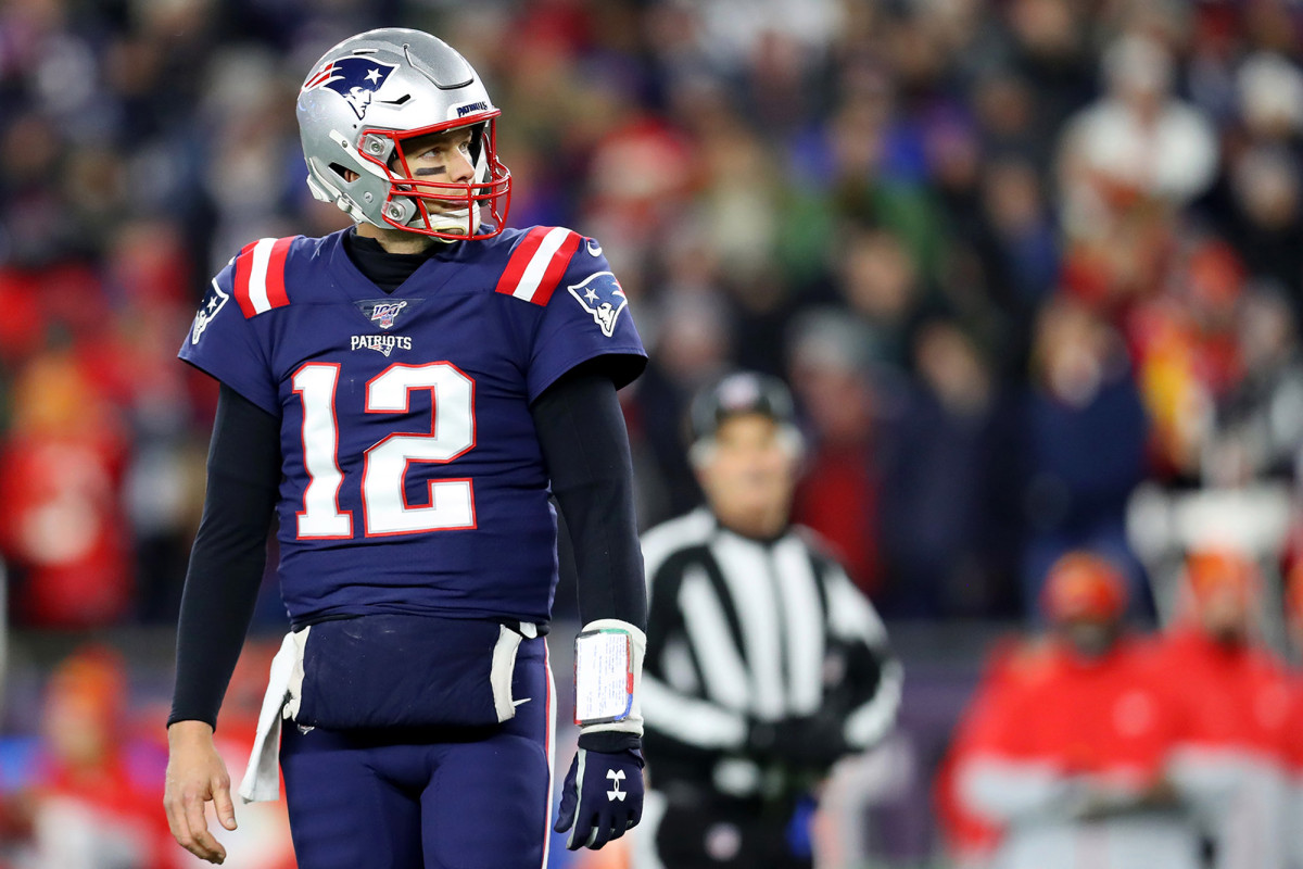 Tom Brady Had Right Arm Heavily Wrapped After Loss To The Chiefs ...