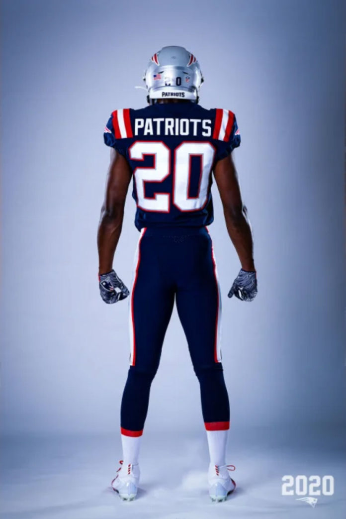 New England Patriots Unveil New Uniforms (PICS)