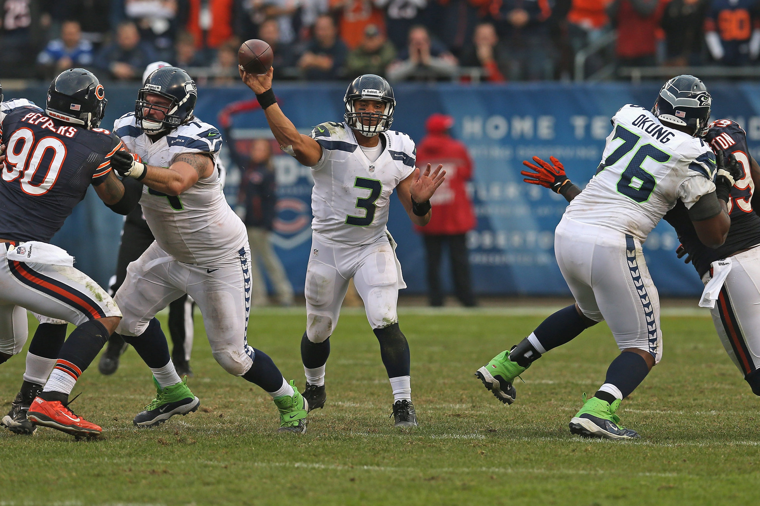 REPORT: Chicago Bears Are Preparing To Make A Run At Russell Wilson ...