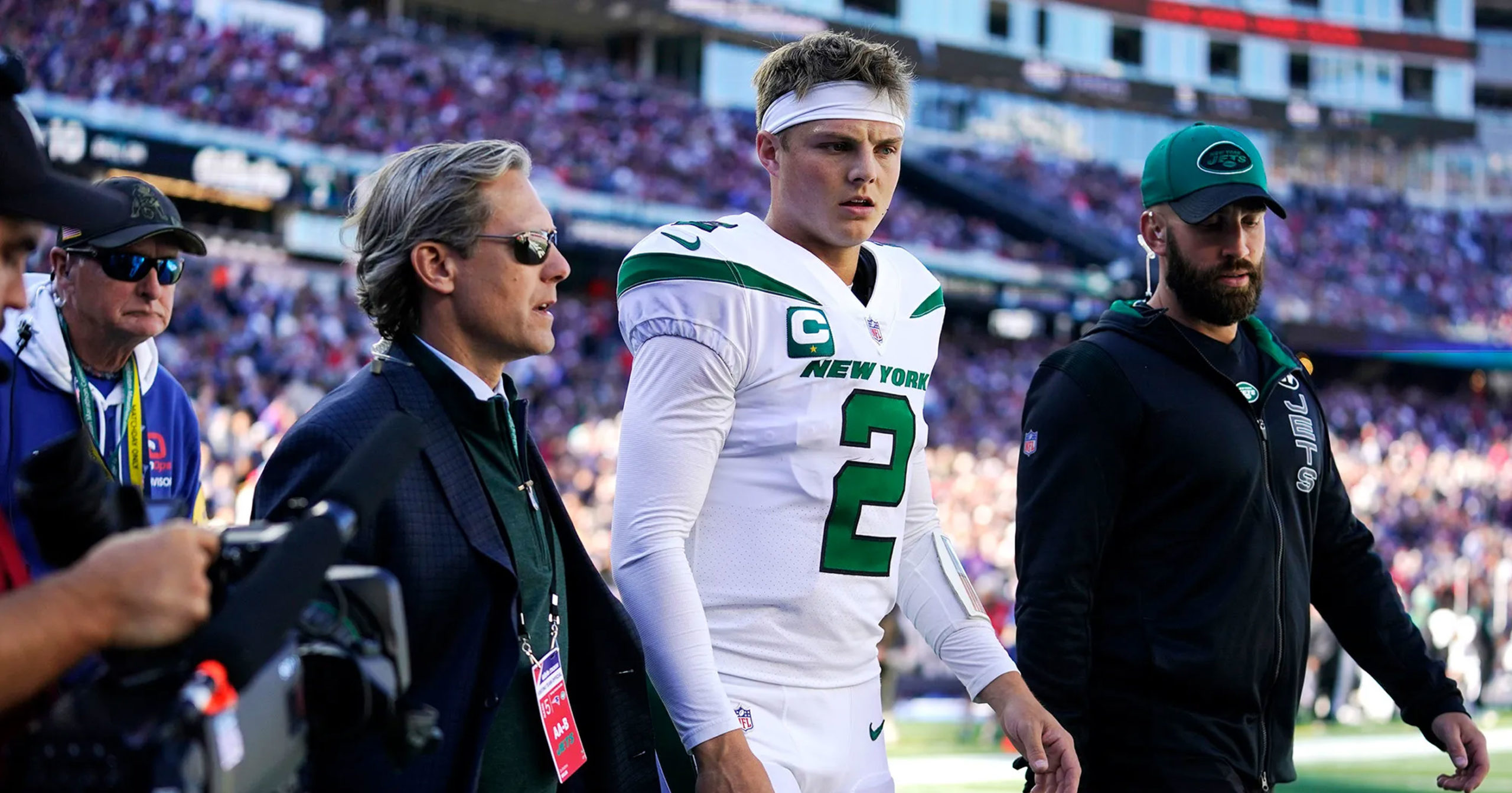 Jets QB Zach Wilson Goes Down With Injury After Taking Brutal Hit vs ...