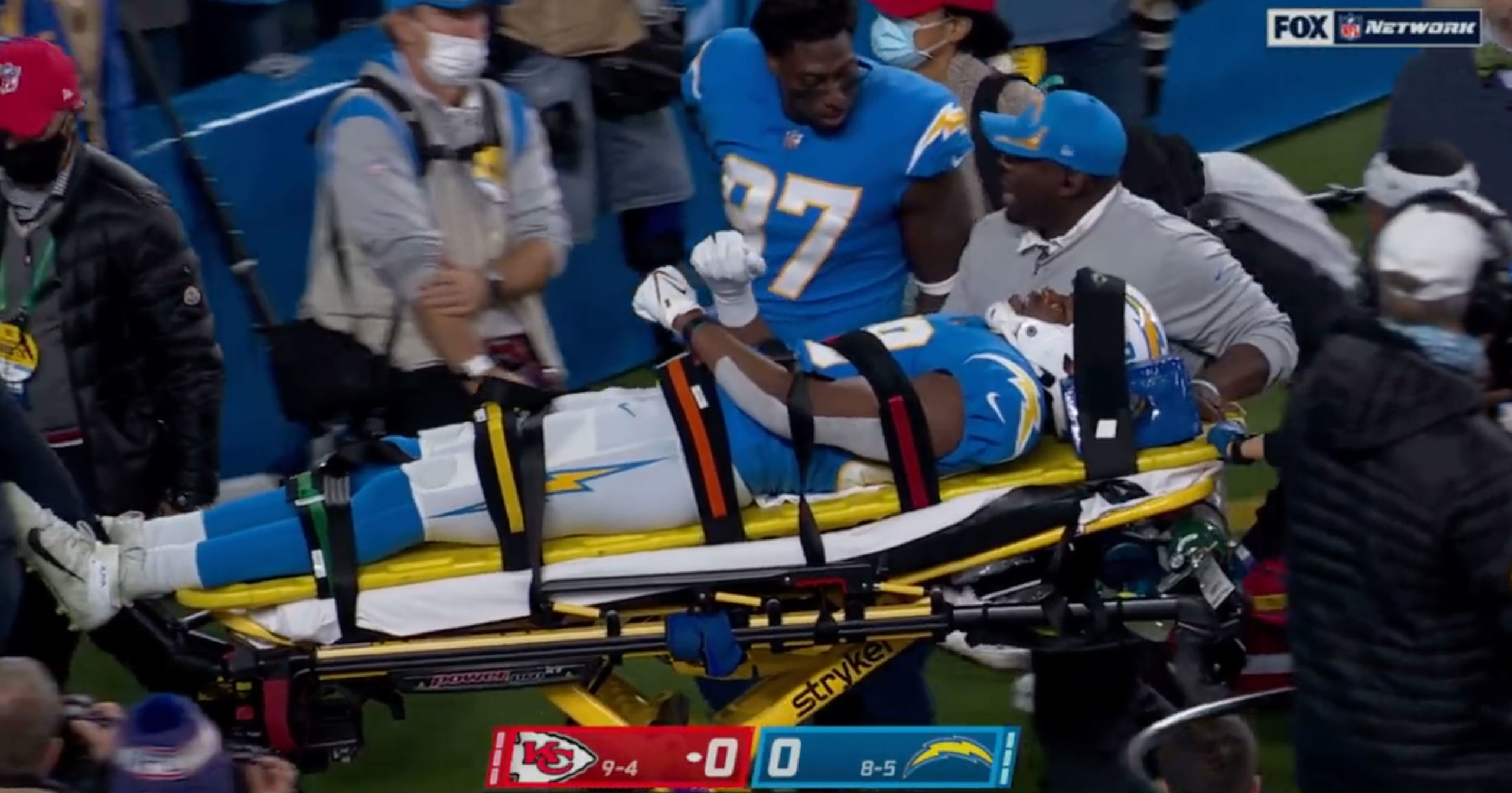 Donald Parham Appeared To Be Having Seizure While Being Carted Off ...