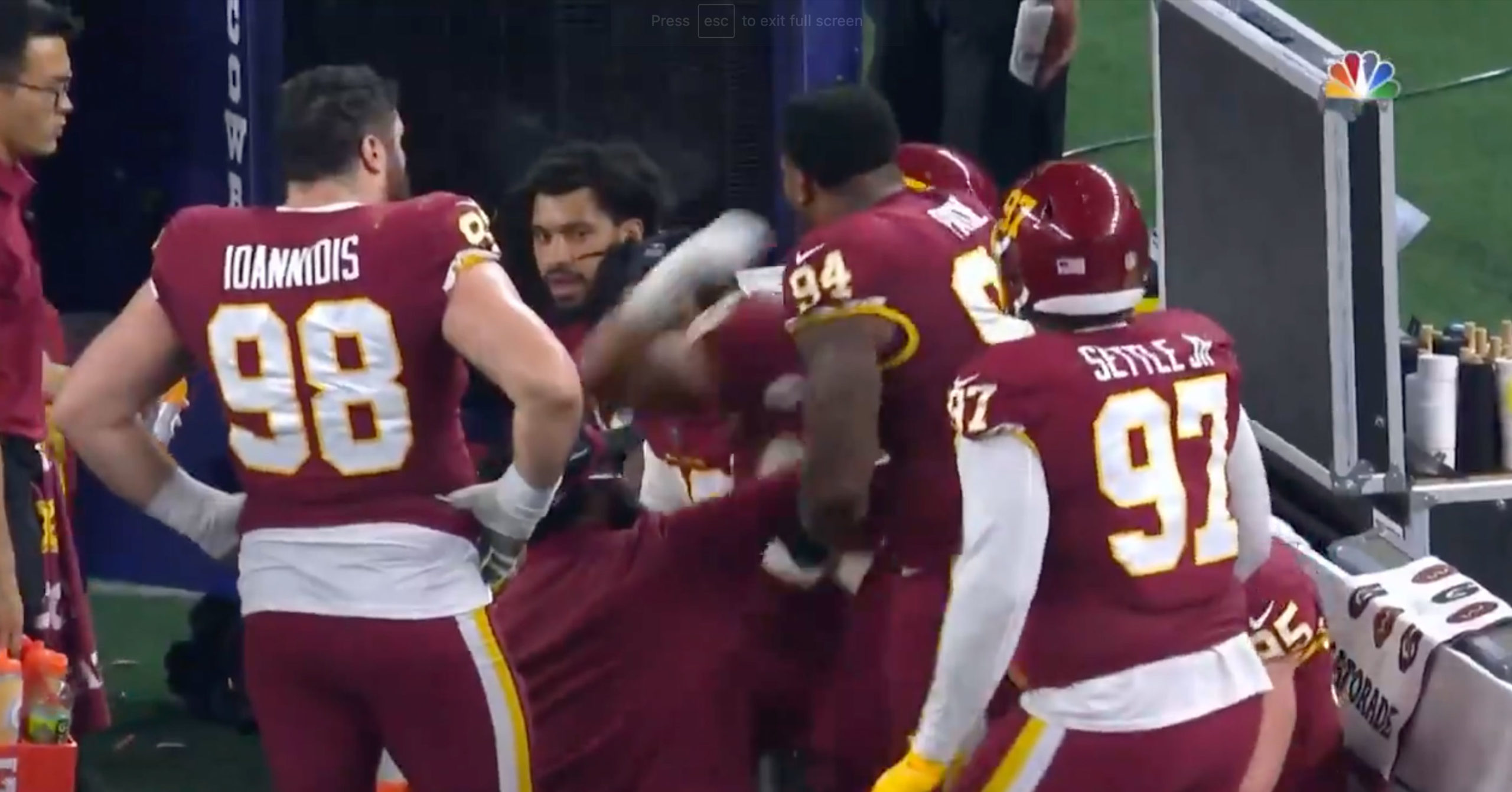 Washington Players Throw Punches At Each Other On Bench While Getting ...