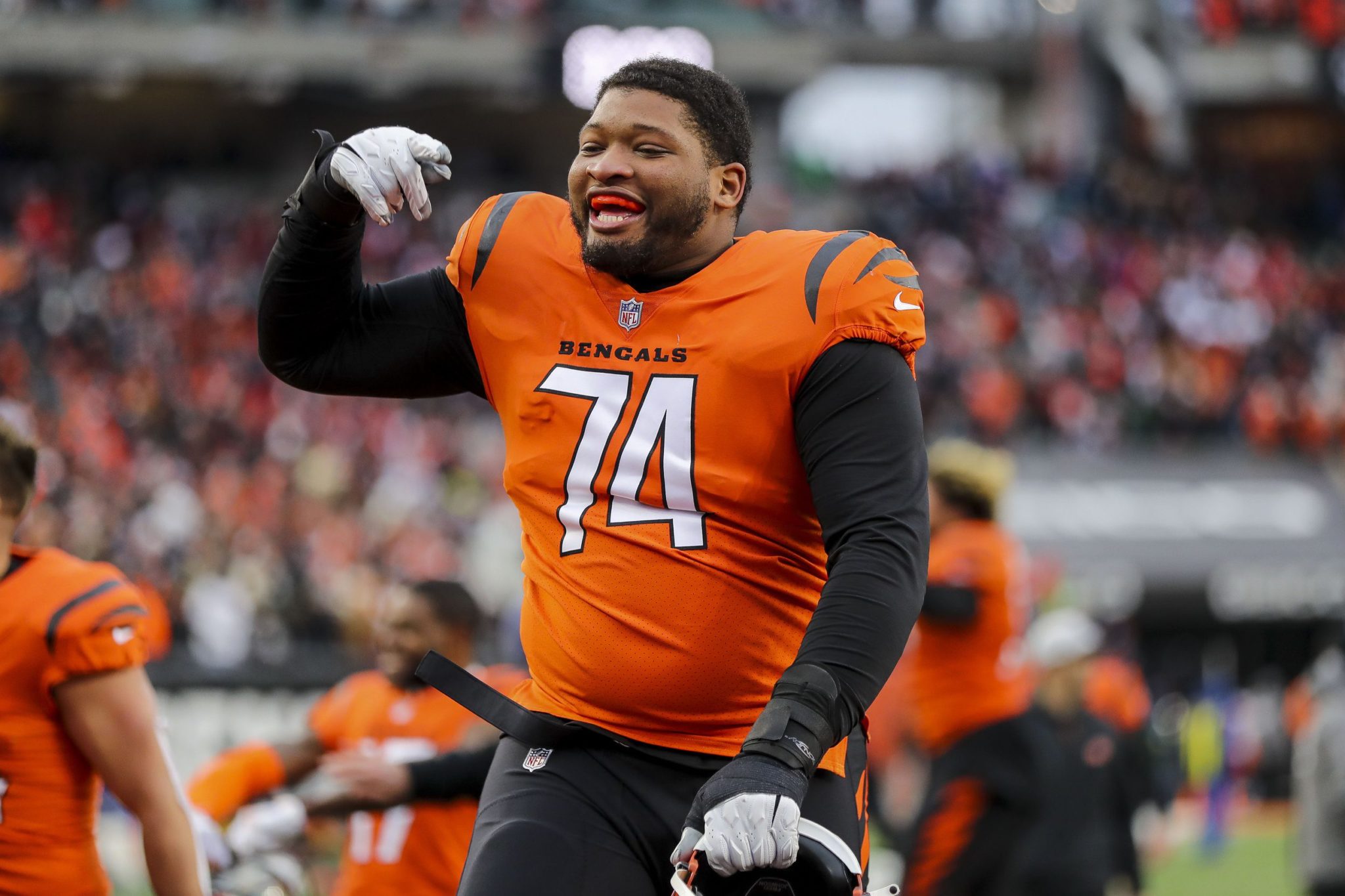 Cincinnati Bengals Release Offensive Lineman 30 Minutes After Signing ...