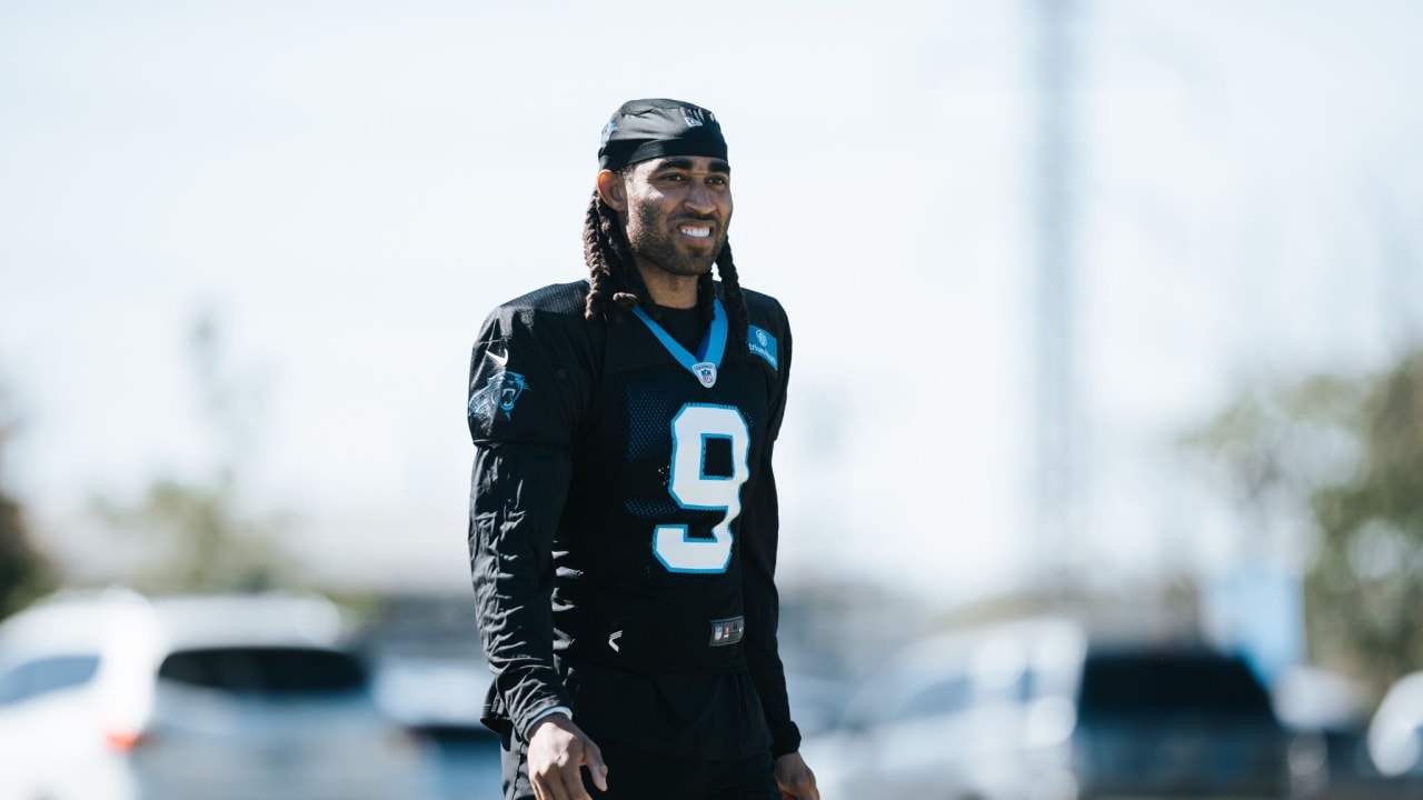 REPORT: Rams Are Interested In Signing Stephon Gilmore And Have Been ...