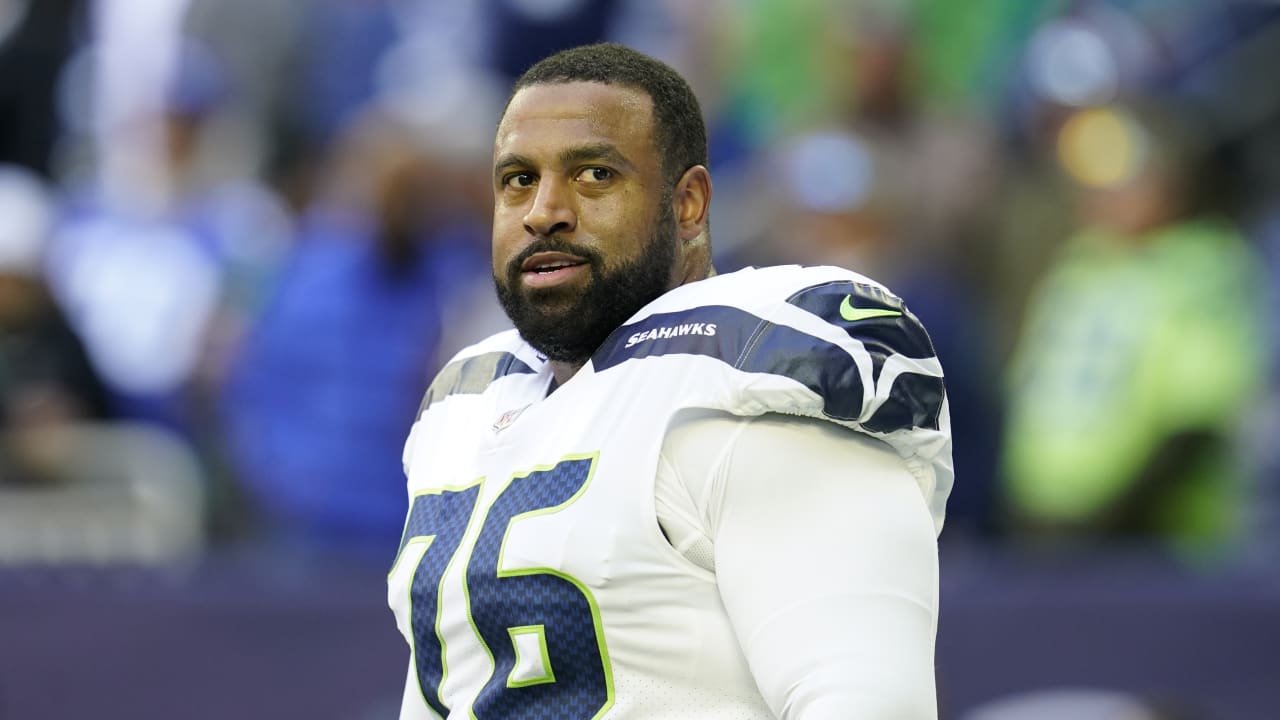 BREAKING: Veteran OT Duane Brown Signs Two-Year Deal With New York Jets ...