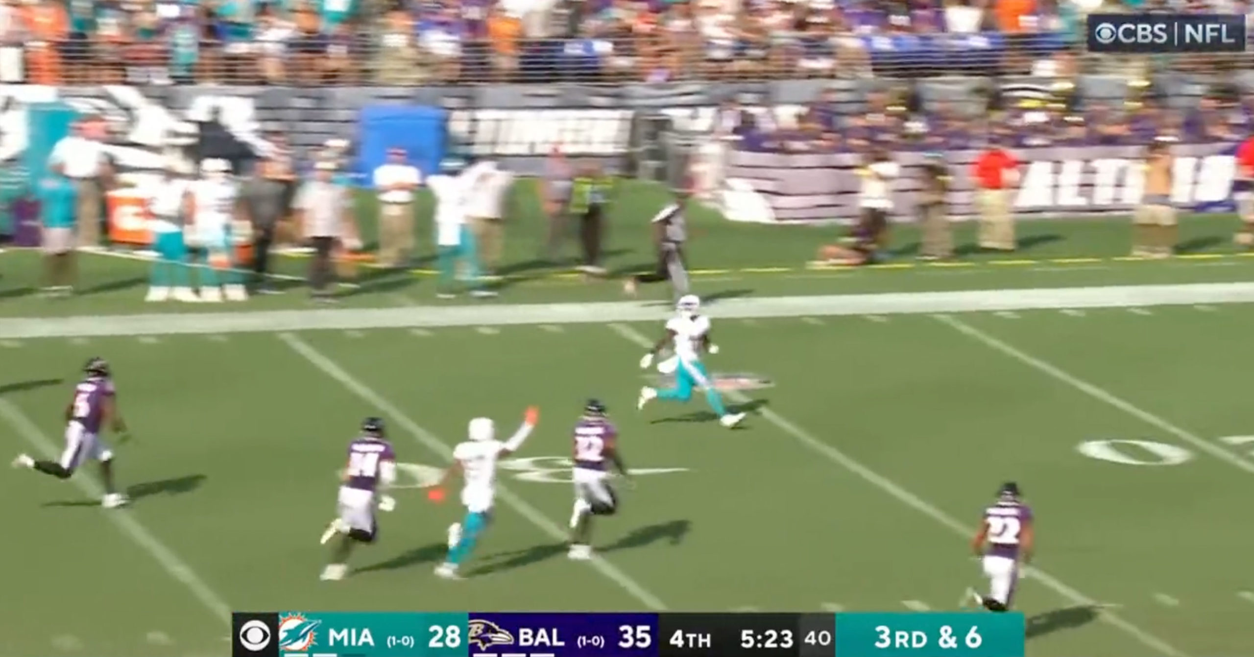 Dolphins WR Tyreek Hill Catches 2nd TD In 2 Possessions, A 60-Yard Pass Play (VIDEO)