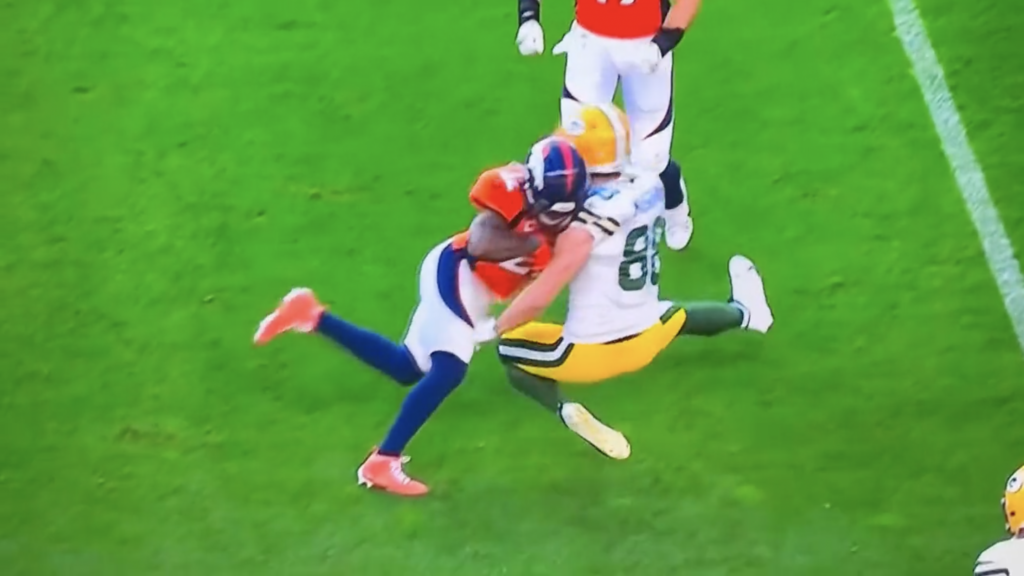 Broncos Safety Kareem Jackson Ejected For Incredibly Dirty Hit On ...