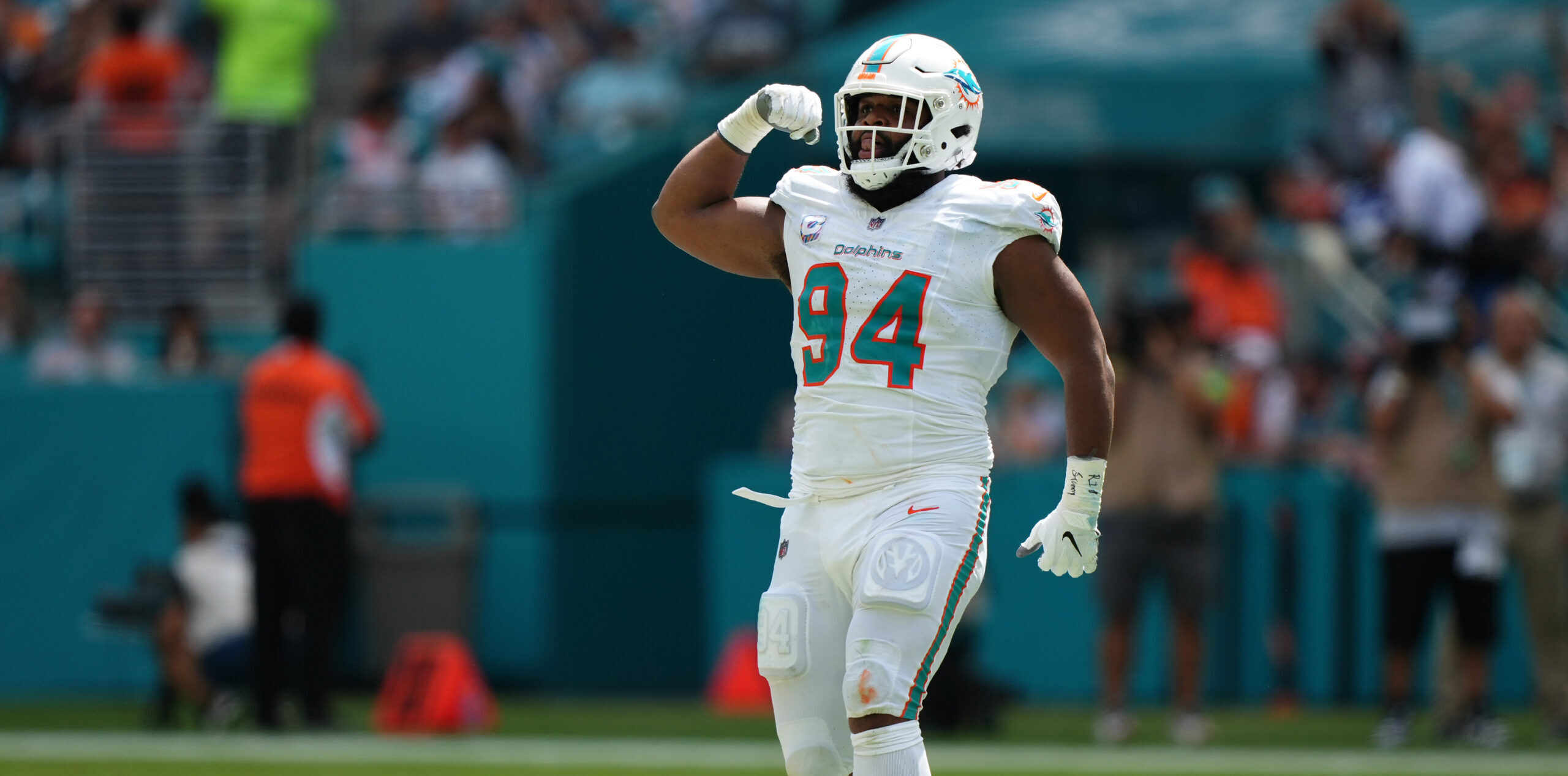 BREAKING: Raiders Are Signing DT Christian Wilkins To A Monster 4-Year Deal Worth $110 Million ...