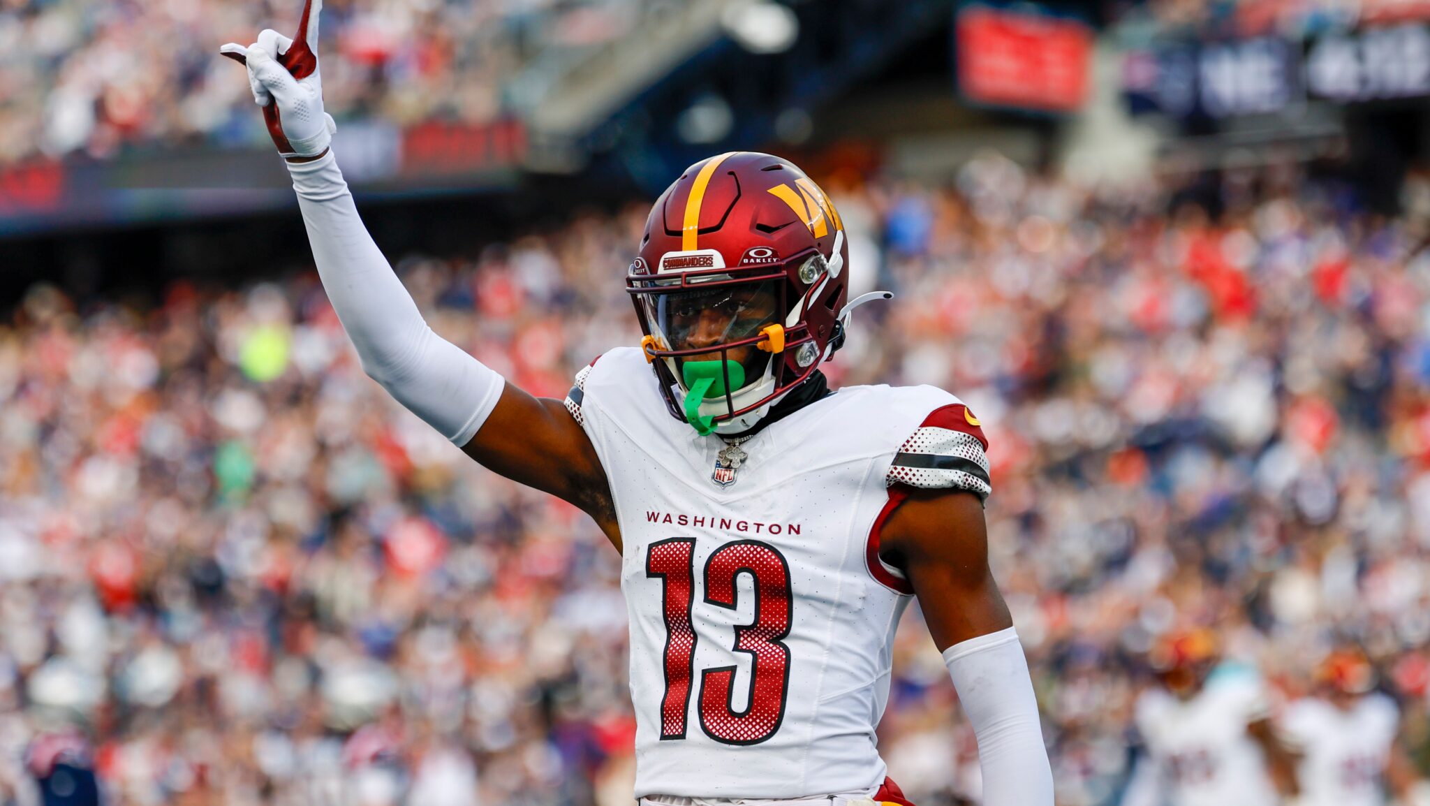 Viral Photo Of Commanders CB Emmanuel Forbes Jr. Has Fans Concerned ...