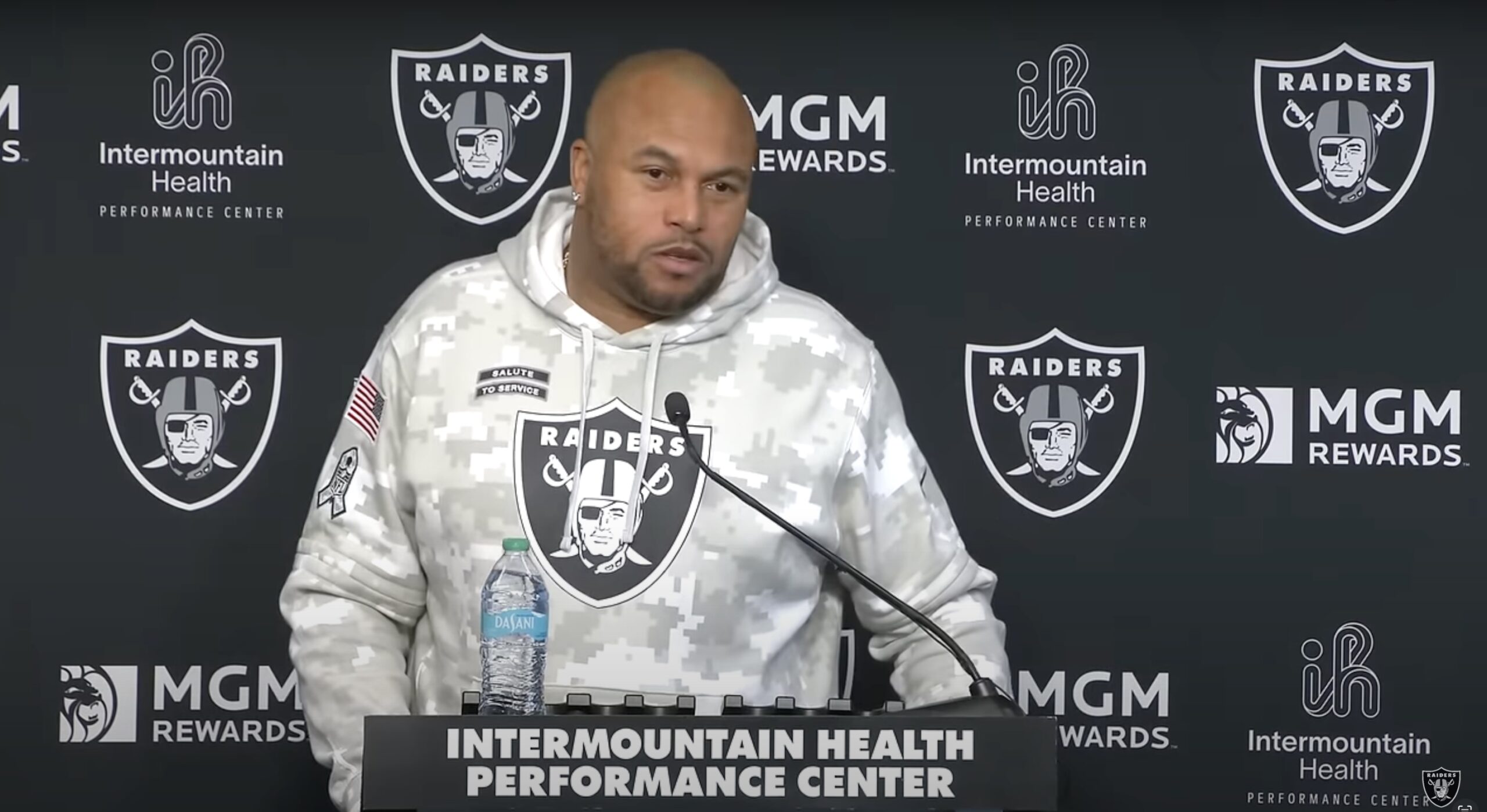 Antonio Pierce Calls Raiders The 'Worst' Team In The NFL Ahead Of Game ...