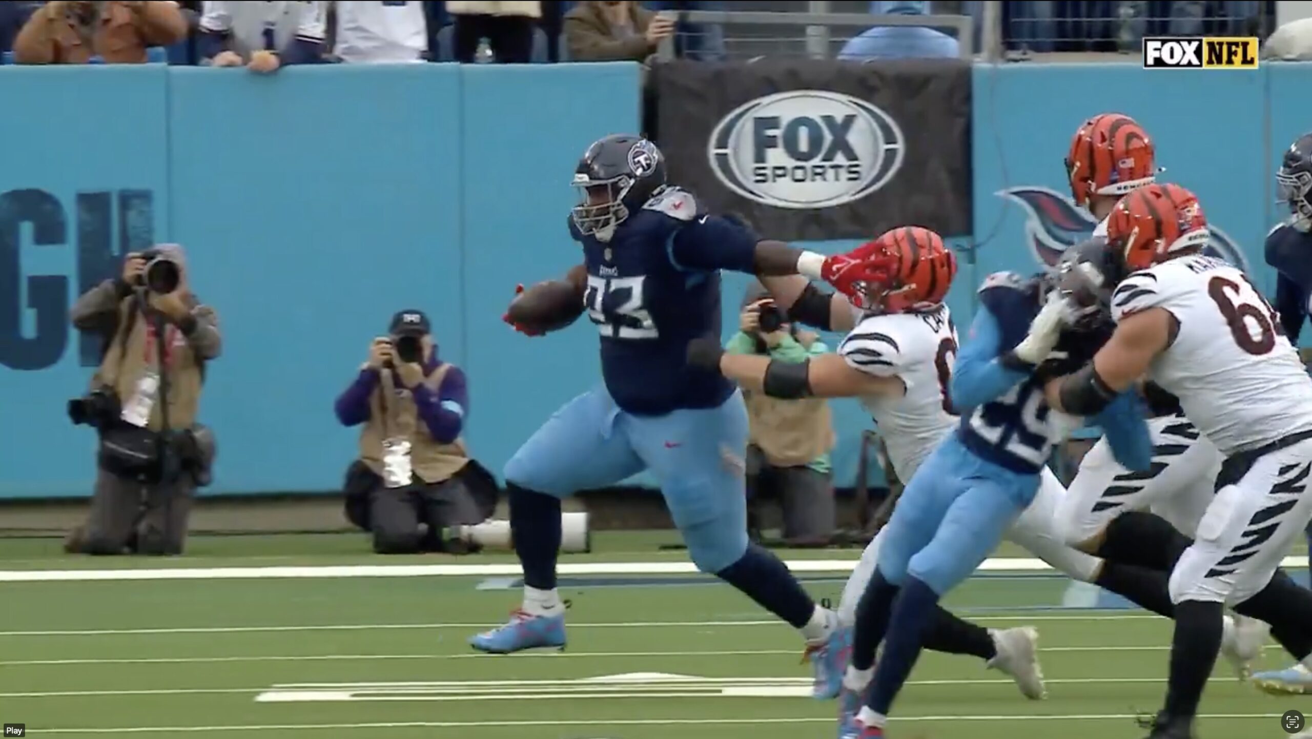 Titans' 366-Pound DT T'Vondre Sweat Drops Bengals O-Lineman With Mean ...