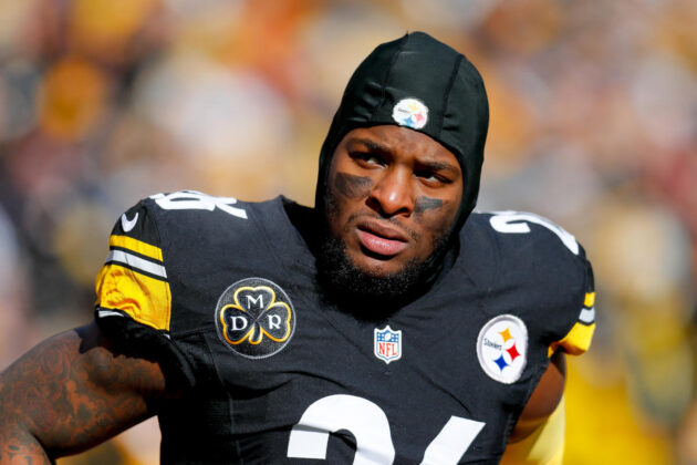 Ex-NFL RB Le'Veon Bell Ordered To Pay Female Relative $25 Million In ...