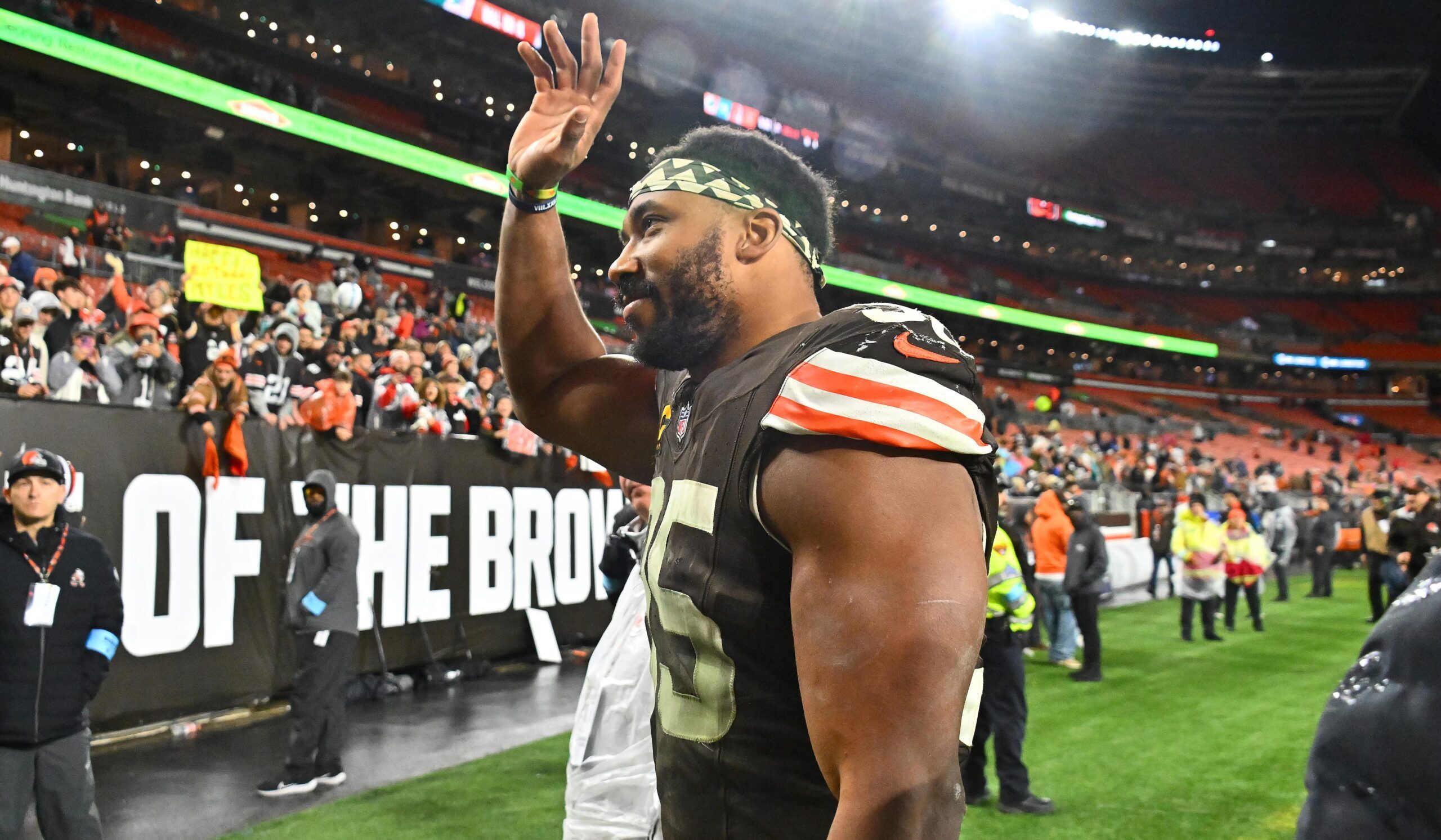 BREAKING: Myles Garrett And Browns Agree To A Record-Breaking Contract ...