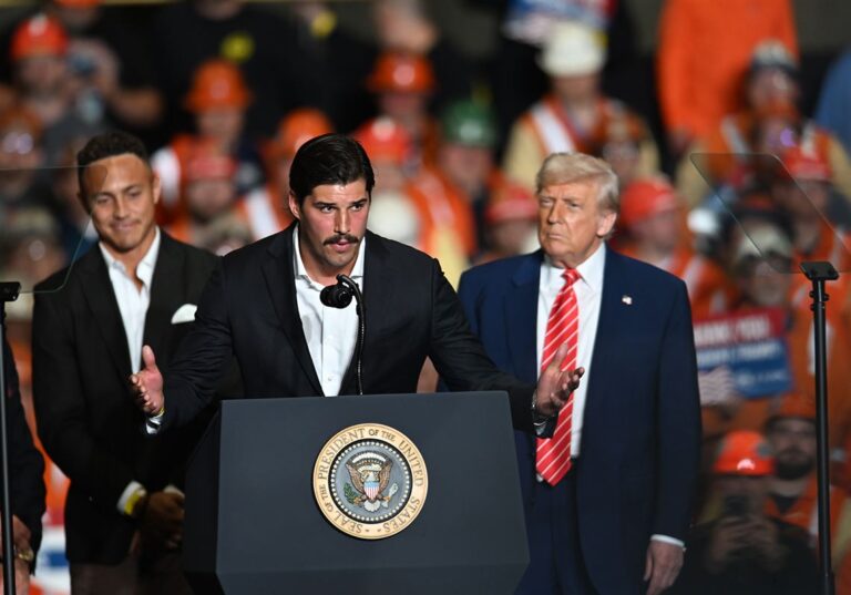 Steelers Send Letter To Fans Who Got Angry At Mason Rudolph Attending A ...