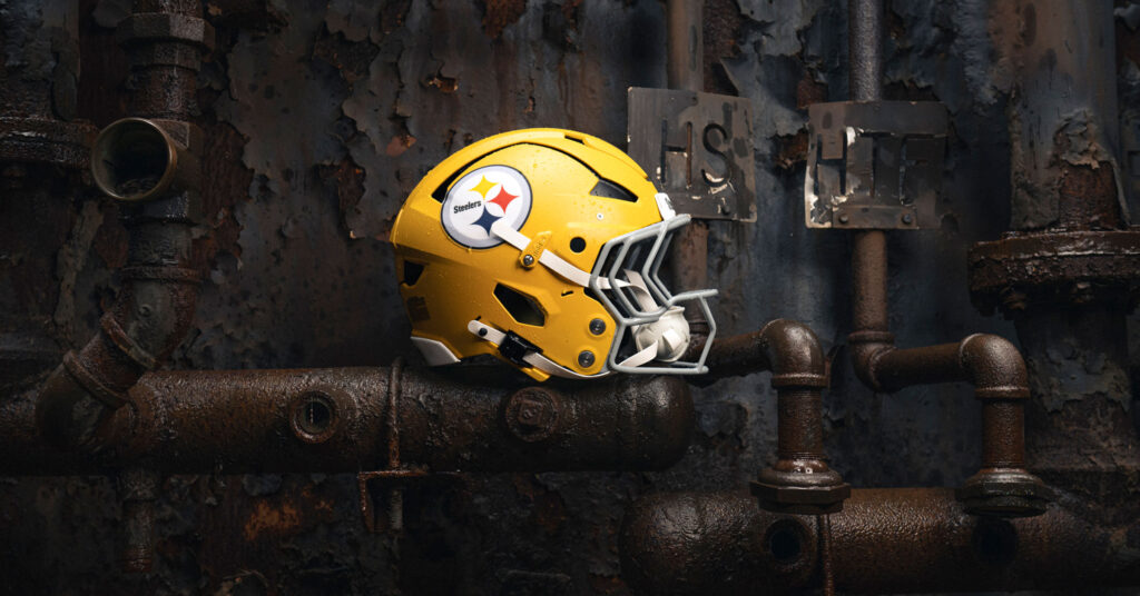 Pittsburgh Steelers Unveil Crazy 1933 Throwback Uniforms Complete With Yellow Helmets (VIDEO)