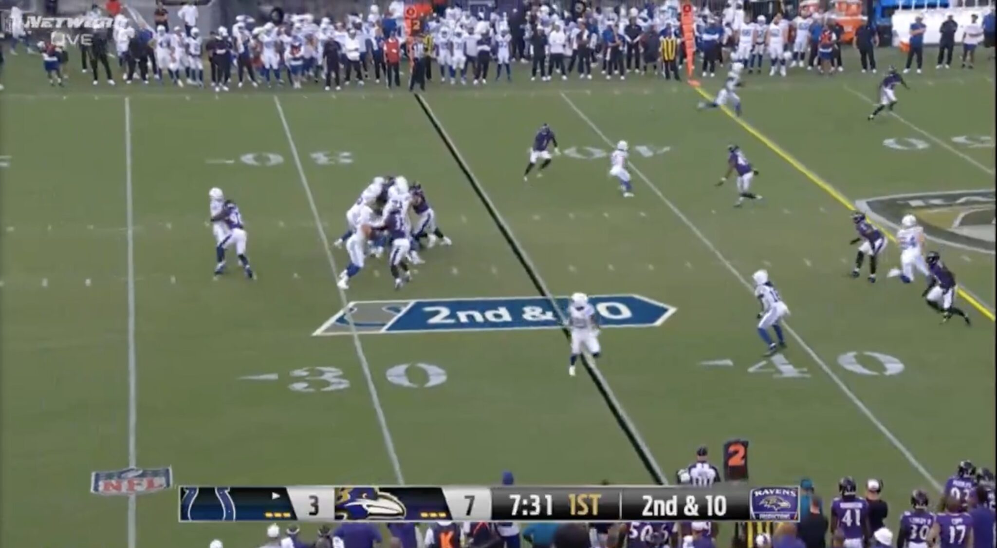 Anthony Richardson Leaves Game With Injury After Taking Sack During ...