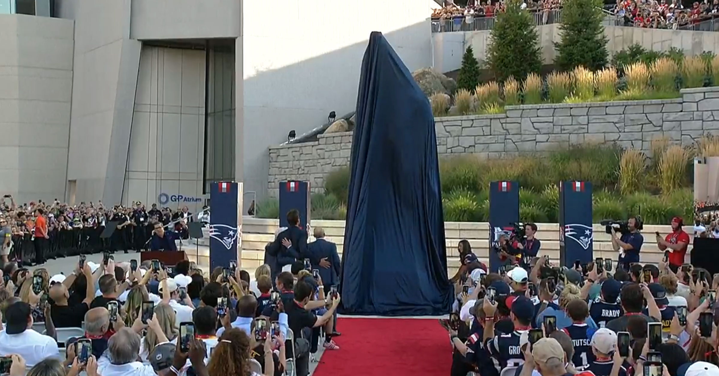 BREAKING: Tom Brady's Massive Statue Unveiled Outside Gillette Stadium ...