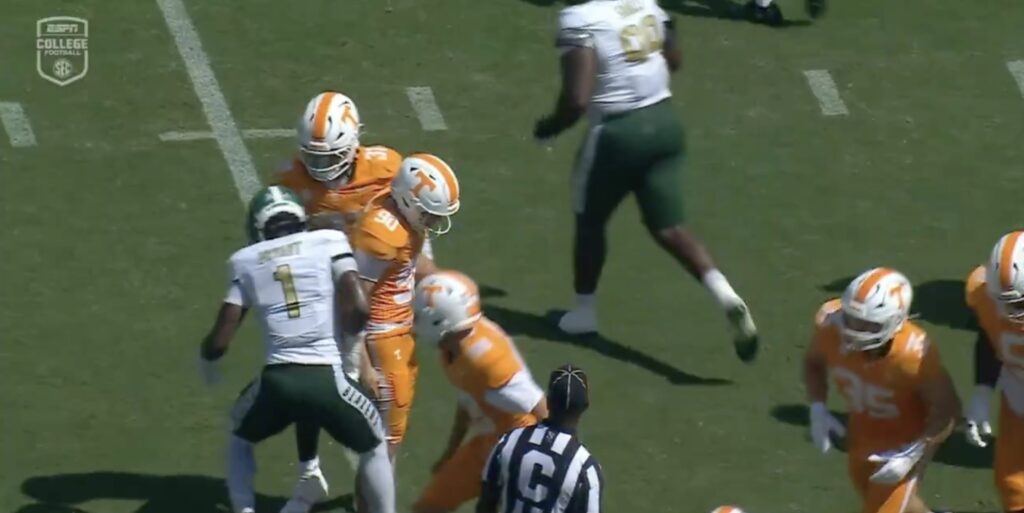 UAB Safety Stomps On Tennessee Kicker Max Gilbert's Foot Following ...