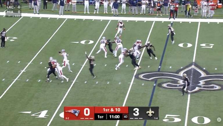 Drake Maye Throws A Beautiful 53-Yard Touchdown Pass On First Drive Of ...