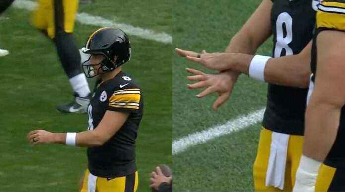 Aaron Rodgers Suffered A Hand Injury During Pregame Warmups Before Game ...